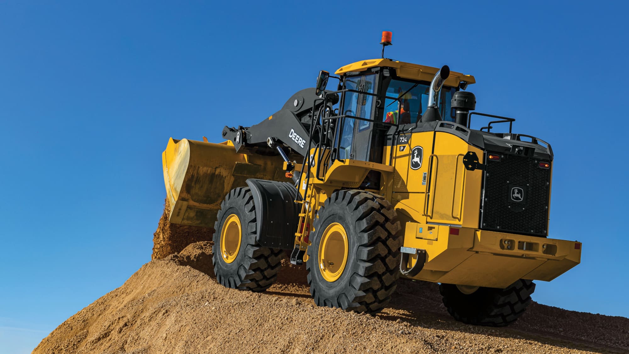 John Deere 724 P-Tier Mid-Size Wheel Loader - RDO Construction Equipment